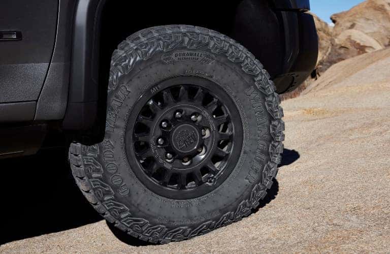 GMC Sierra AEV Edition Goes Extreme