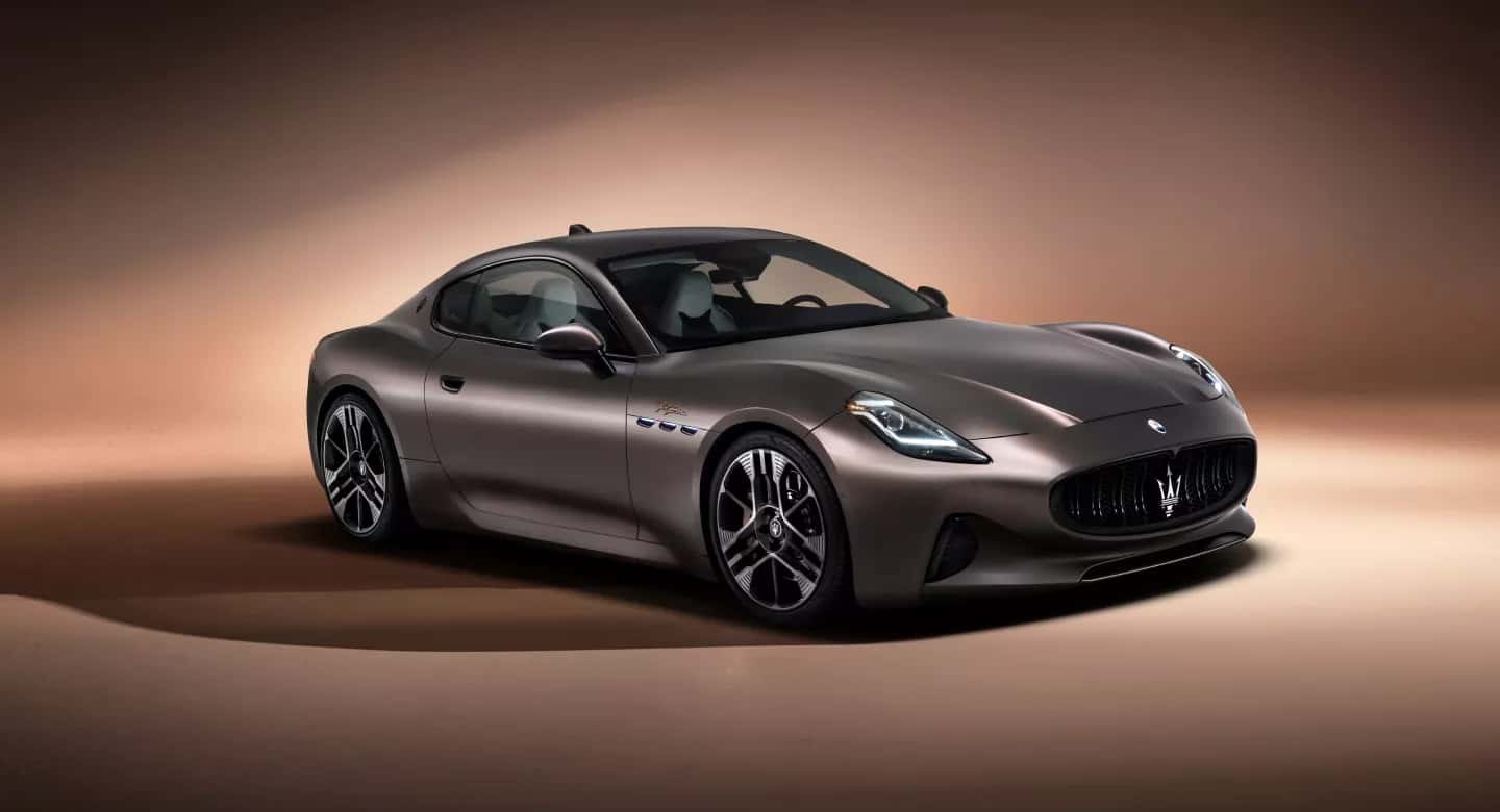 Test Drive the Practical 2025 Maserati GranTurismo Folgore | Helfman ...