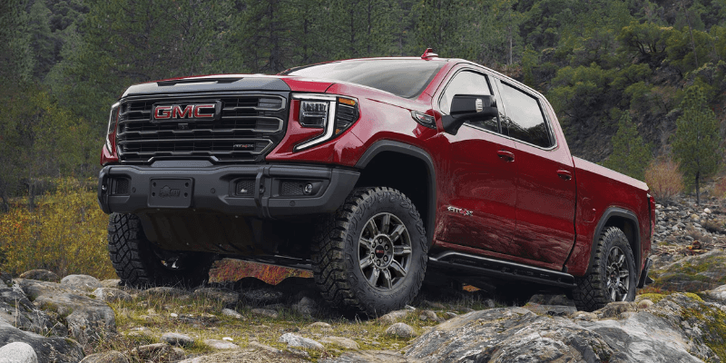 2025 GMC Sierra 1500 vs 2025 RAM 1500 | Jerry Seiner Buick GMC