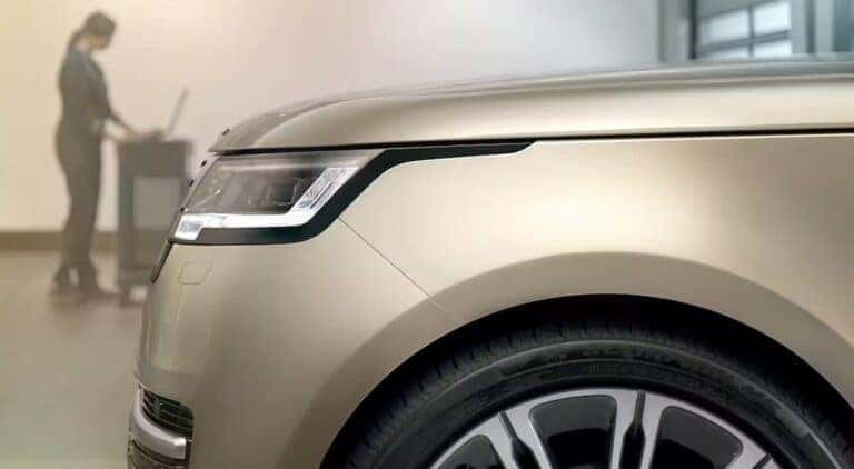 A Guide to Range Rover Dashboard Warning Lights