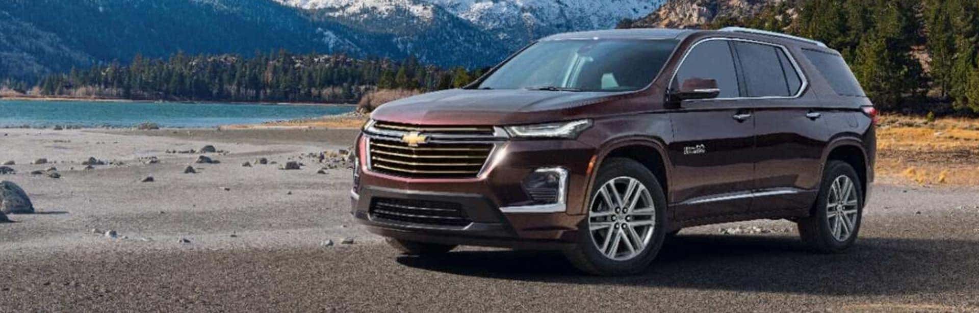 See the 2023 Chevrolet Traverse in Lowell, MA | Features Review