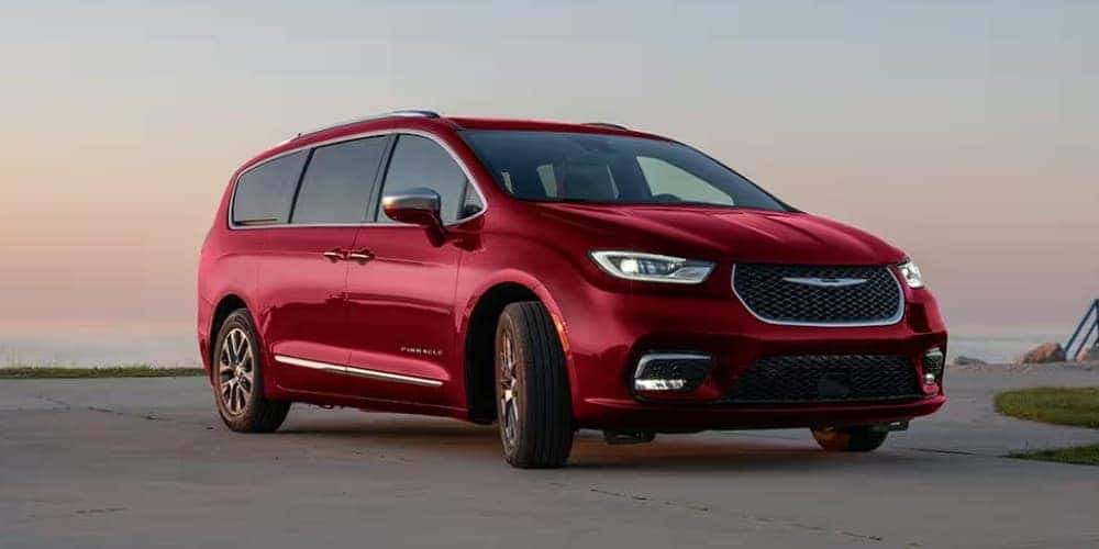 The new 2024 Chrysler Pacifica Hybrid features near Downey CA - Puente ...