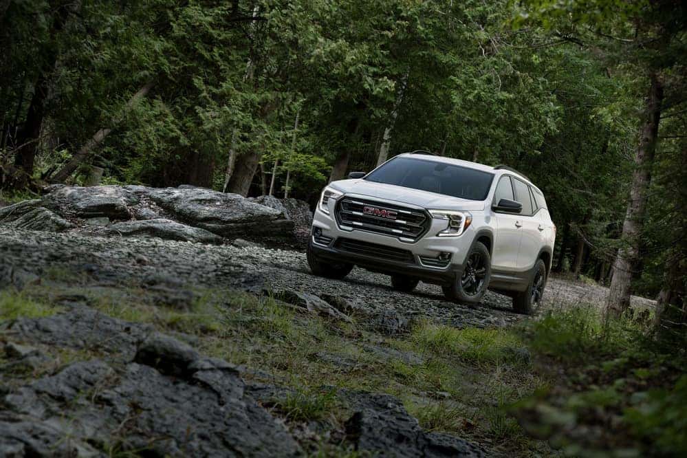 WHAT IS THE DIFFERENCE BETWEEN GMC TERRAIN VS ACADIA