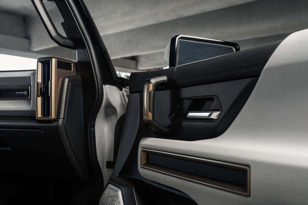 GMC HUMMER EV INTERIOR | ELETRIC SUV AND TRUCK